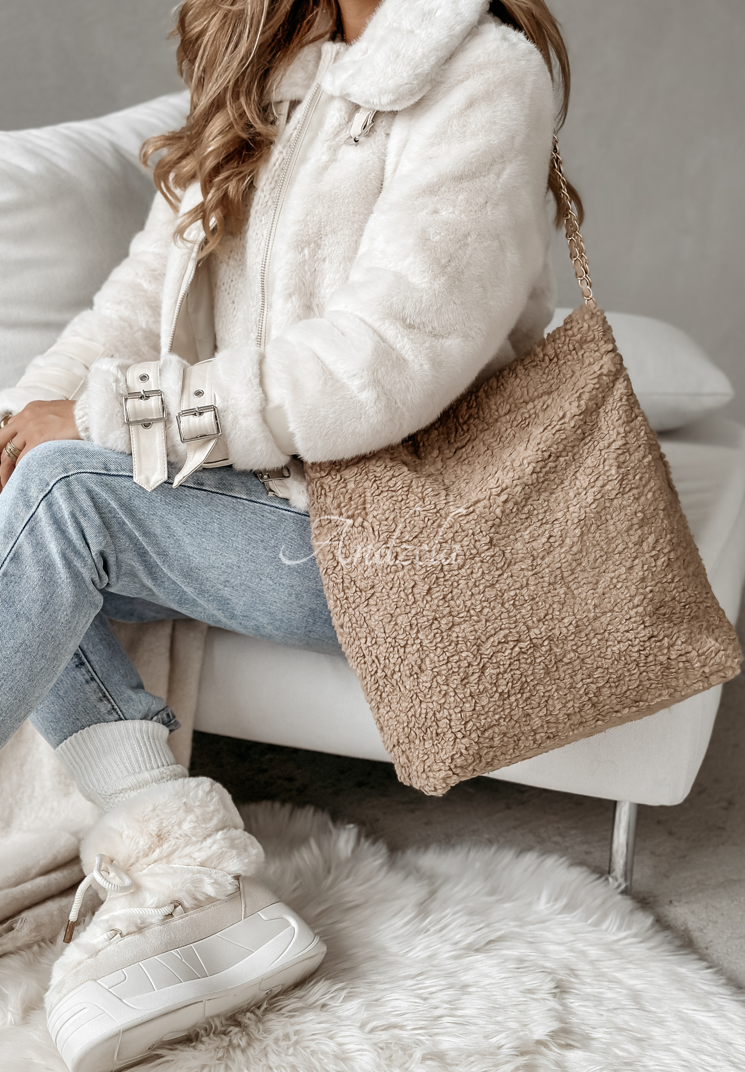 Kabelka kožíšek Fluffy Aura velbloudí - Internetový obchod Andzela